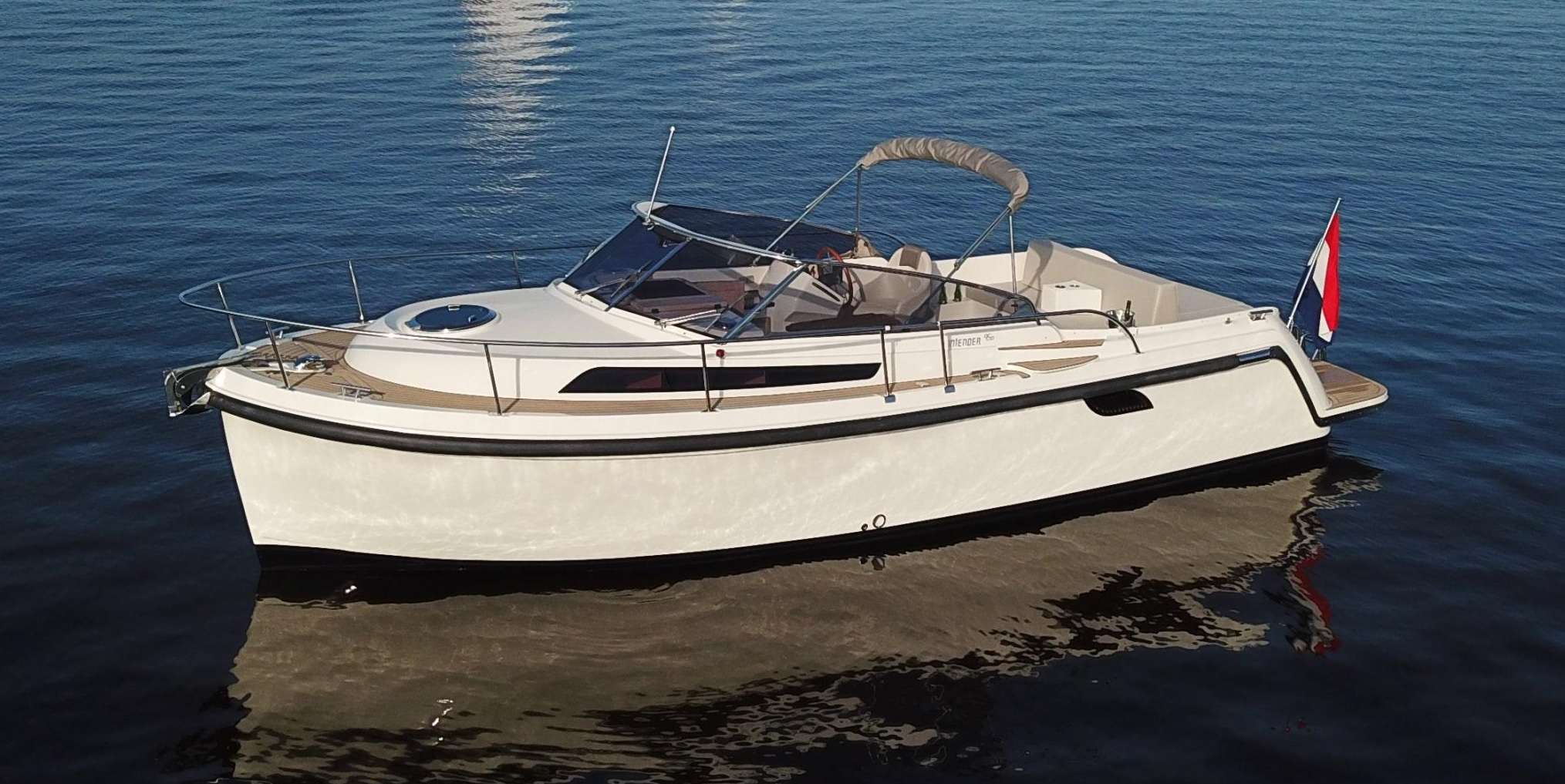 Interboat: Luxe en duurzame sloepen voor de ultieme vaarervaring ...